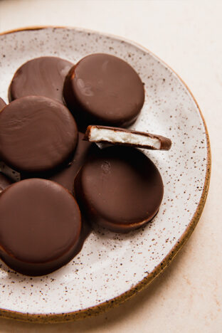 Homemade Peppermint Patties {Paleo} - Unbound Wellness