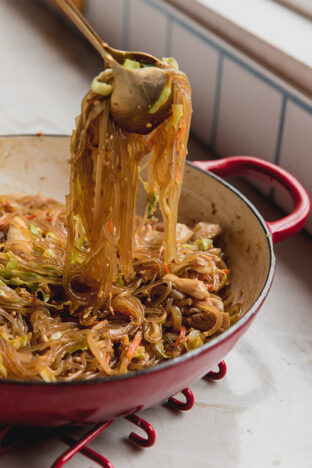 Pad Woon Sen {Thai Glass Noodle Stir Fry | Gluten Free} - Unbound Wellness