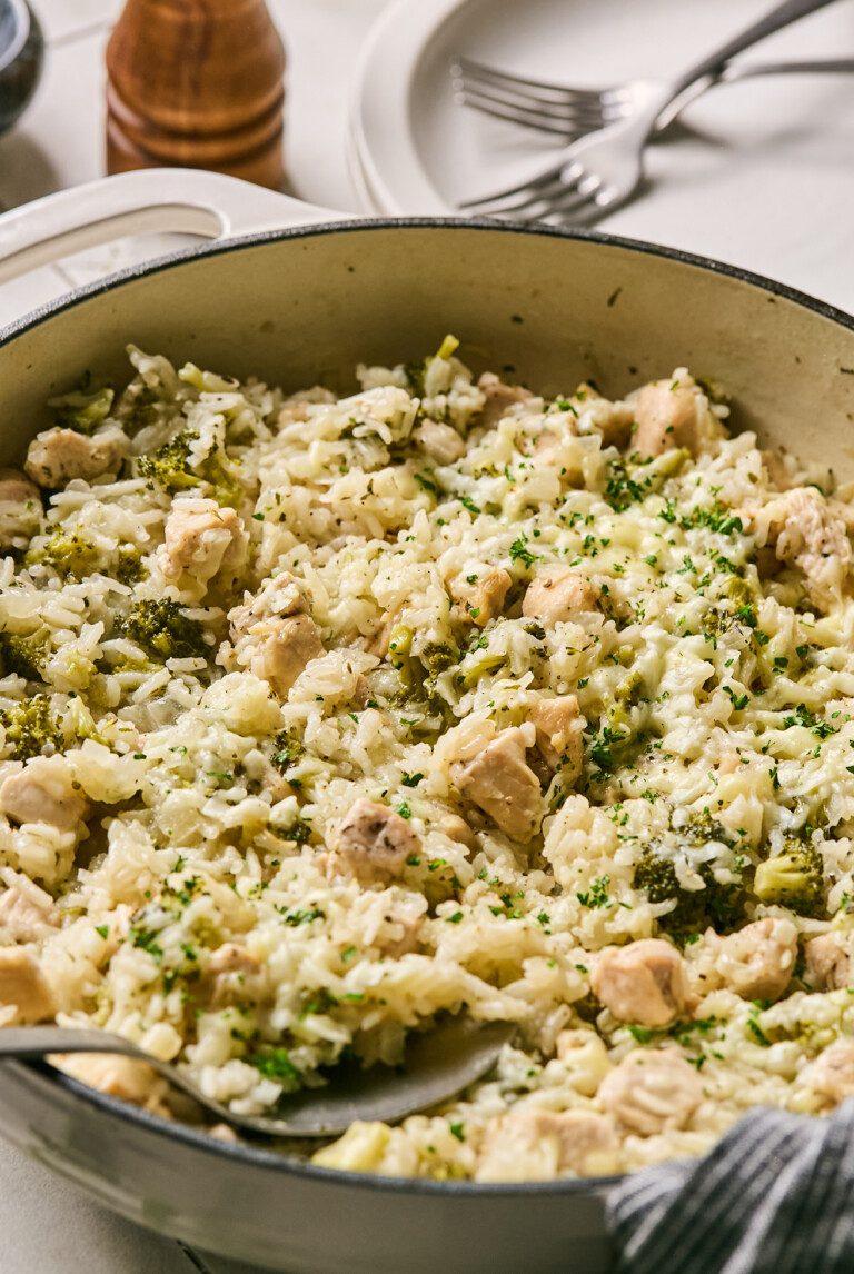 One Pot Broccoli Cheddar Chicken and Rice - Unbound Wellness