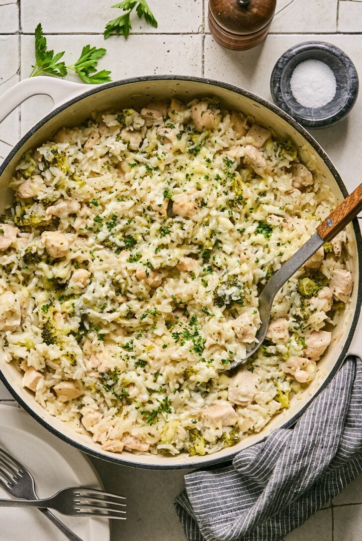 One Pot Broccoli Cheddar Chicken and Rice - Unbound Wellness